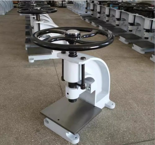 Manual Operation Punching Machine Vertical Rubber Punching Machine ...