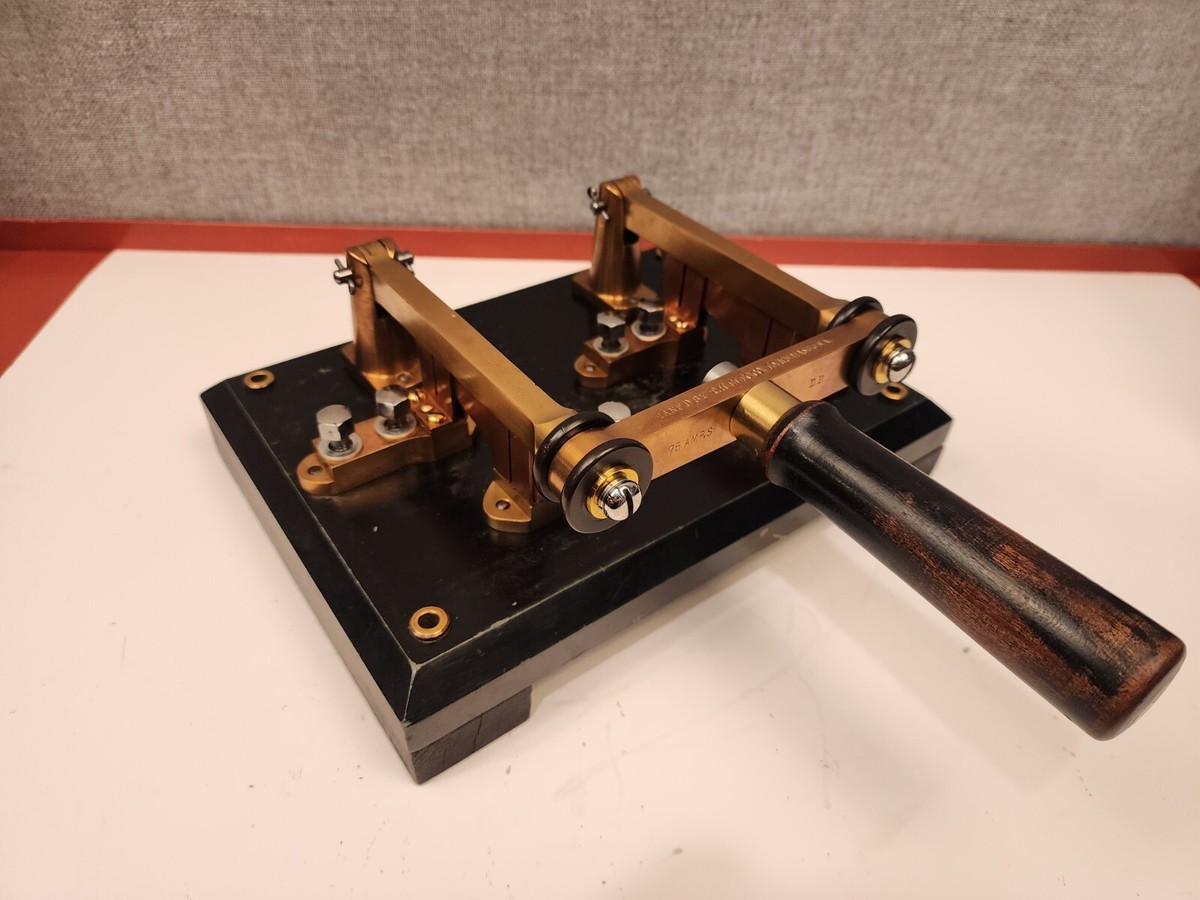 Frankenstein Knife Switch Frankenstein's Lab – Cryptic Industries