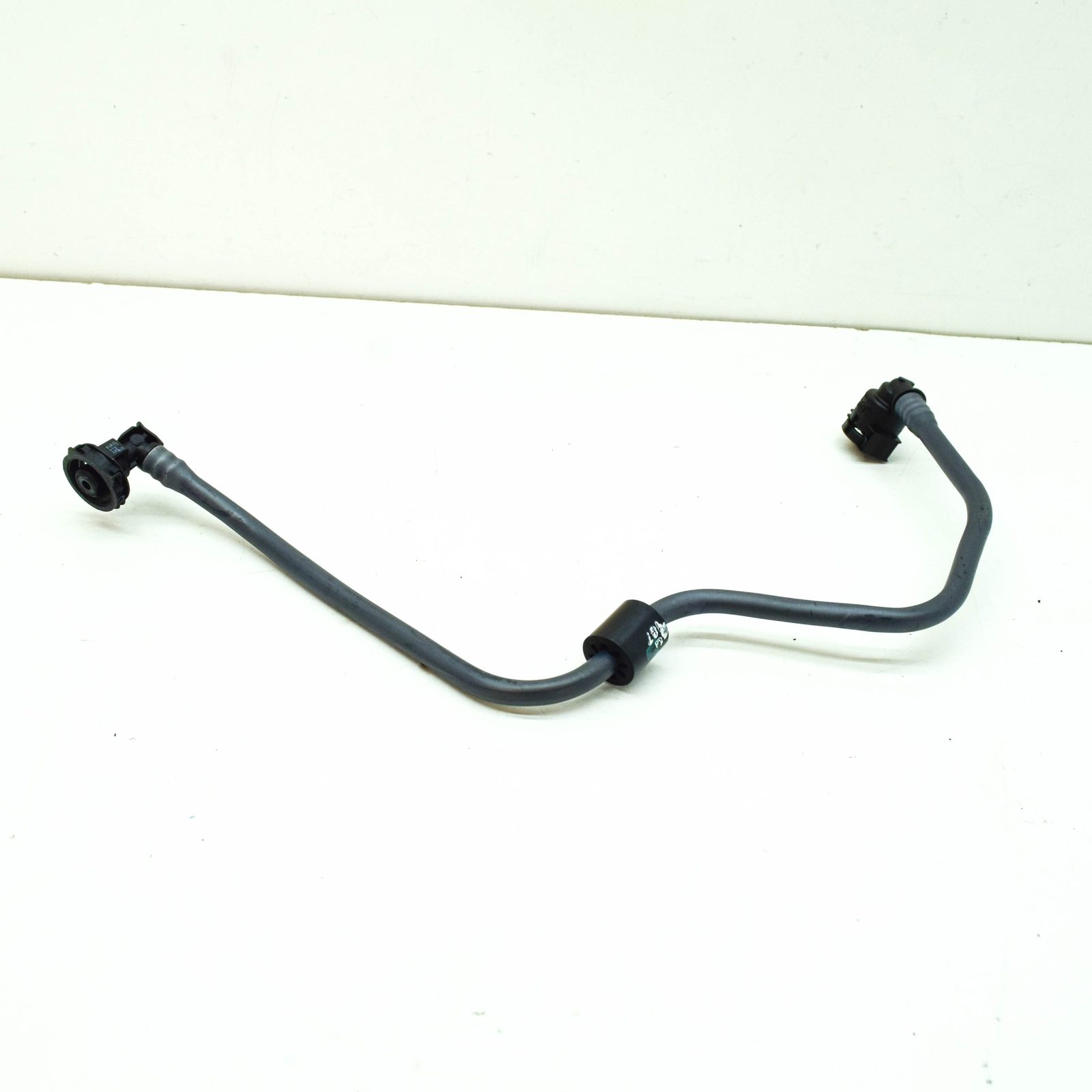 MB CLS C257 Expansion Tank To Shut Off Valve Bleed Line A2385019400 NEW ...