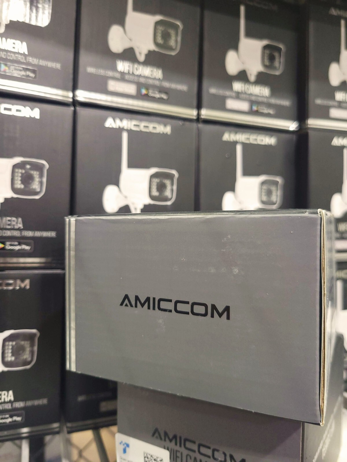 Amiccom Outdoor Security Camera, 1080p IP Cam 2.4G IP66 Waterproof ...