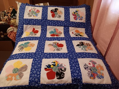 PRETTY PATCH FLOWER APPLIQUED QUILT TOP 42 X53 | eBay