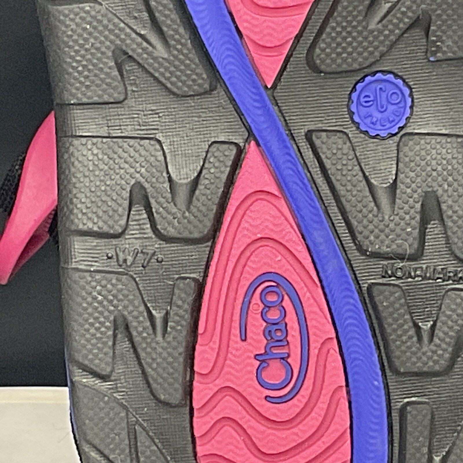 Chaco Sandals Womens 7 Z/Volv X2 Scope Magenta Strappy Toe Loop J107064 ...