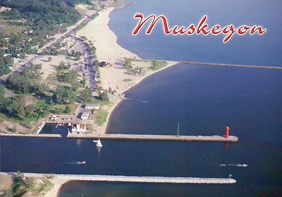 Muskegon Michigan, Pere Marquette Park, Pier & Lighthouse, Lake MI ...