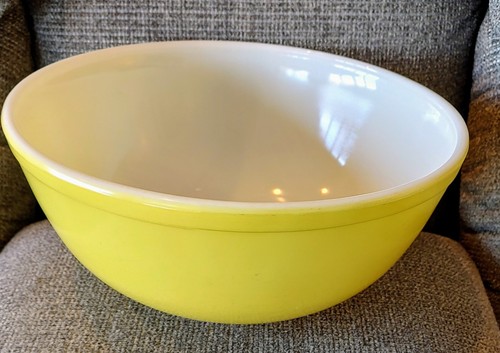 PYREX Primary Colors Nesting Mixing Bowls Set of 4 - 401, 402, 403, 404 ...