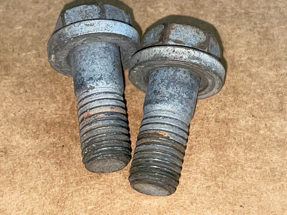 Corvette Rear caliper bracket bolt bolts 85,86,87,88,89,90,91,92,93,94 ...