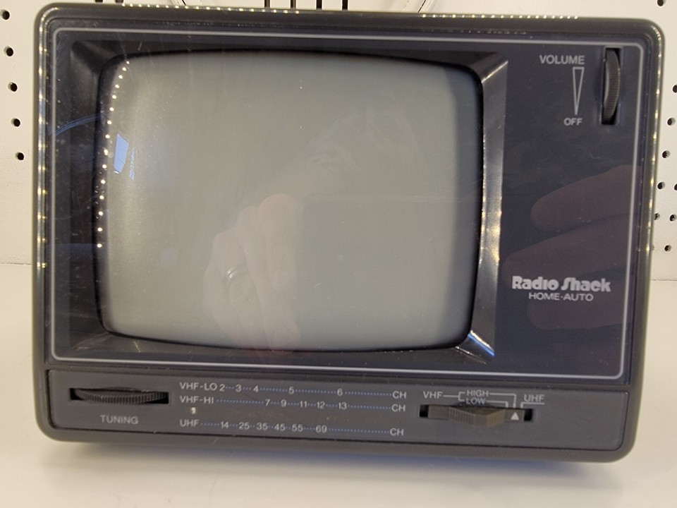 Radio Shack Portavision 4.5" Black and White CRT TV & Power Cord ...