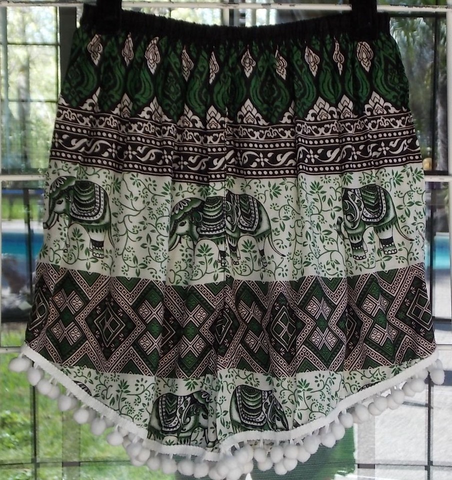 Cute Dangle Ball Trim Elephant Print Elastic Waist Shorts From Maui Sz ...