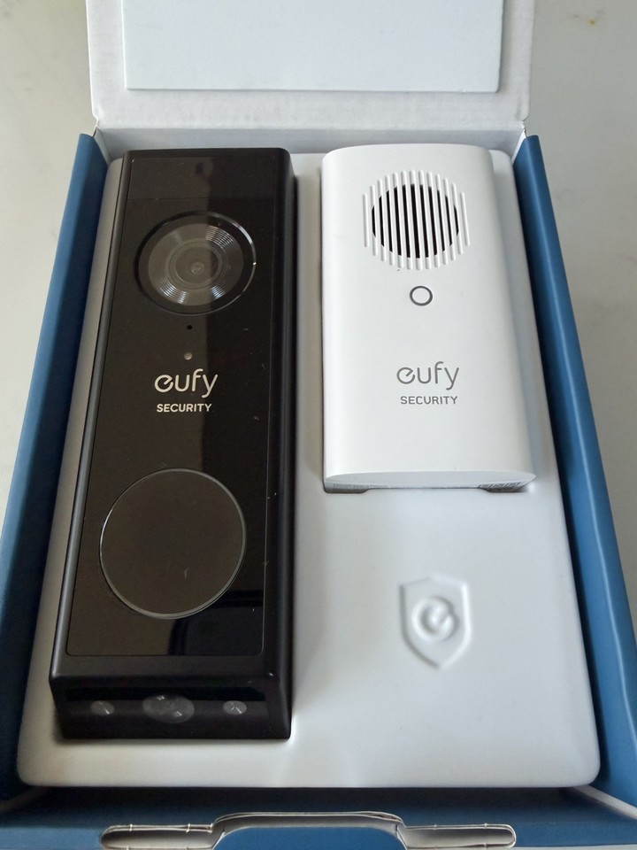Eufy E340 Wireless Dual Camera 2K FHD Doorbell With Chime **No Monthly ...