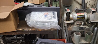 Dispensers & Accessories - Universal Distribution