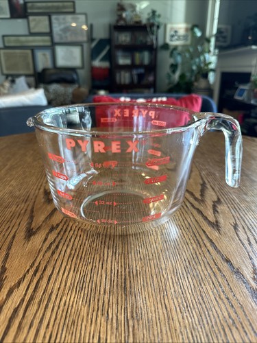 PYREX 8 Cup 64 Oz. Glass Measuring Cup Mixing Bowl Red Letter USA | eBay