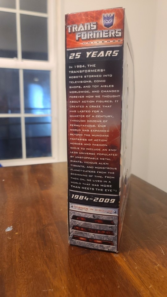 Transformers G1 Universe 25th Anniversary Soundwave San Diego Comic Con ...