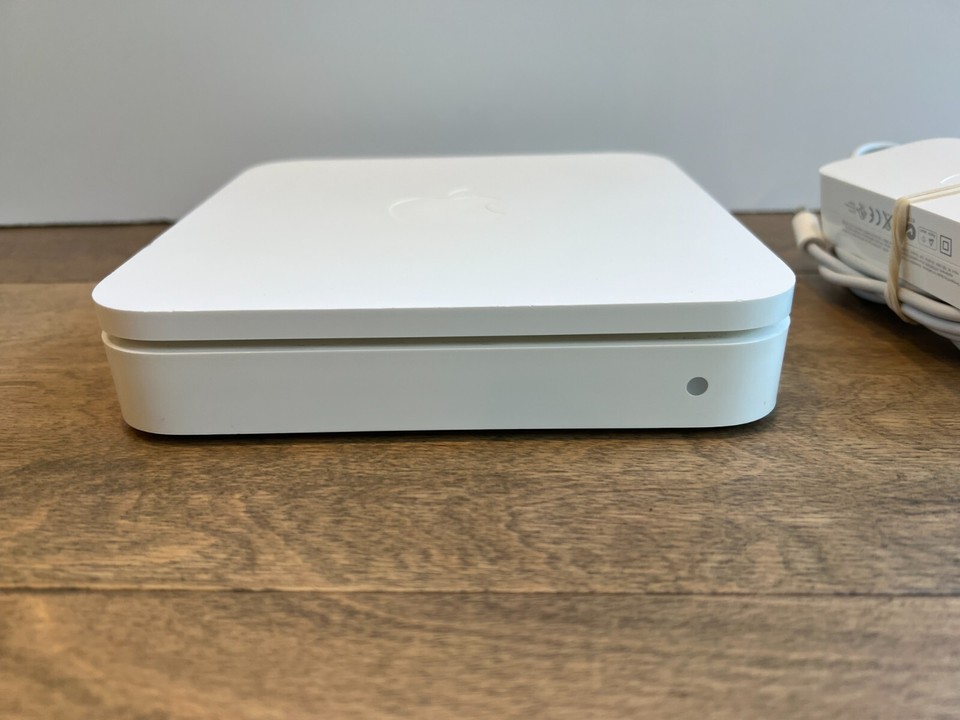 Apple AirPort Extreme Base Station Wireless Router Wi-Fi Model A1301 ...