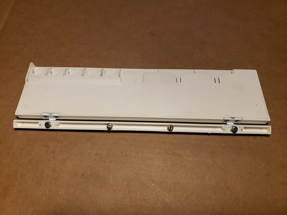 Kenmore Sensor Sew 100 Machine part Necchi Center Bed Hinge Cover With ...