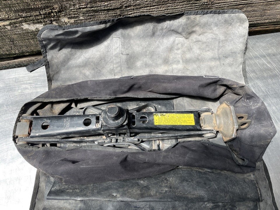 HMMWV M998 SCISSOR JACK LIFT 5939822, 5120-01-375-0070, 57K3228 | eBay