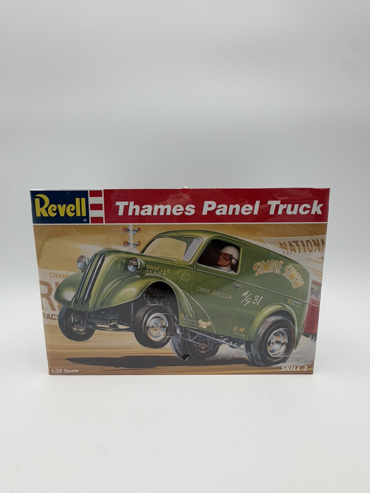 REVELL THAMES PANEL TRUCK 1:25 SCALE PLASTIC MODEL KIT 7609 SEALED 1995 ...