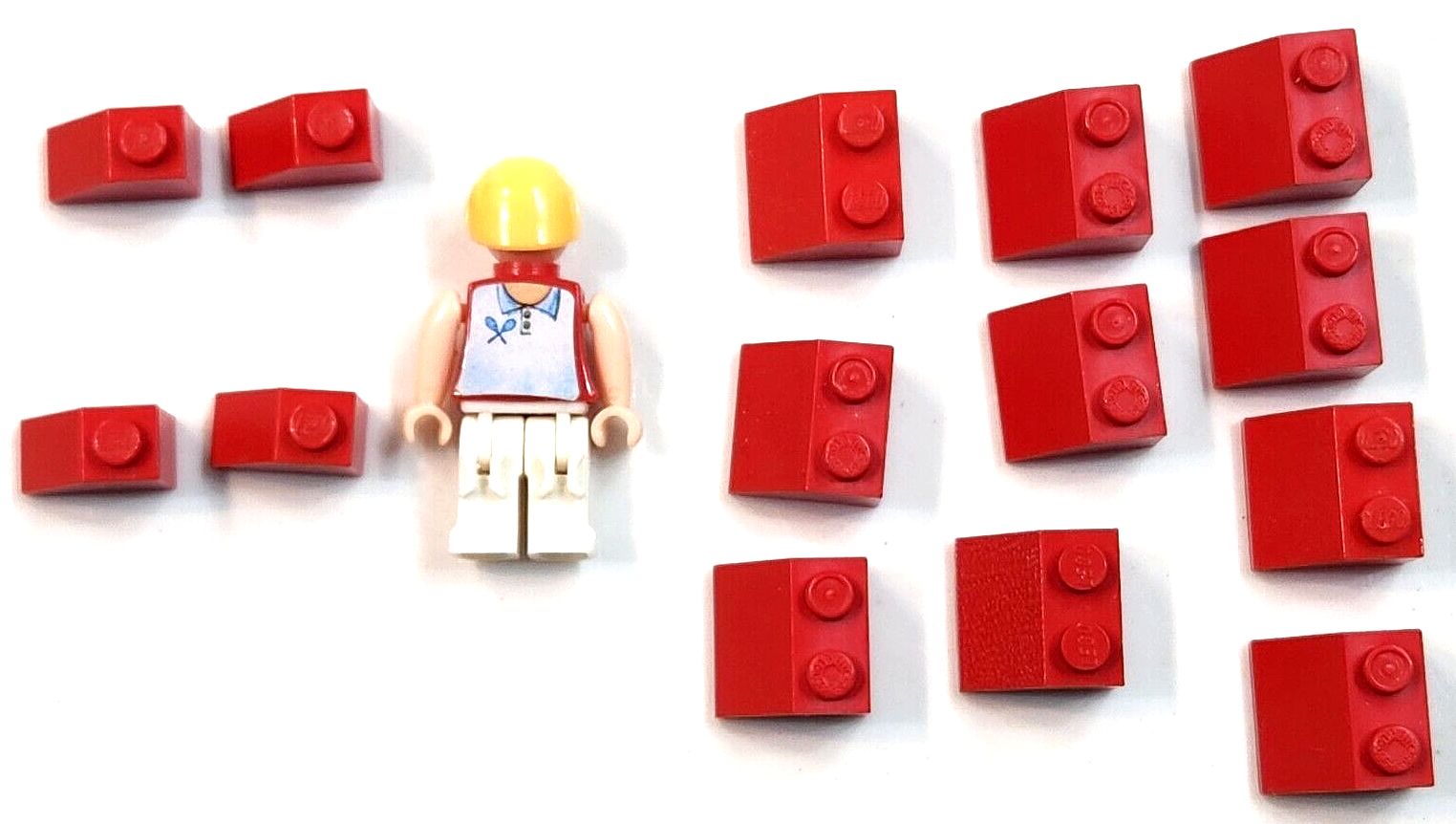 LOT 15 MEGA BLOKs 1 Minifigure, 4 Red 1x2 slope bricks & 10 Red 2x2 ...