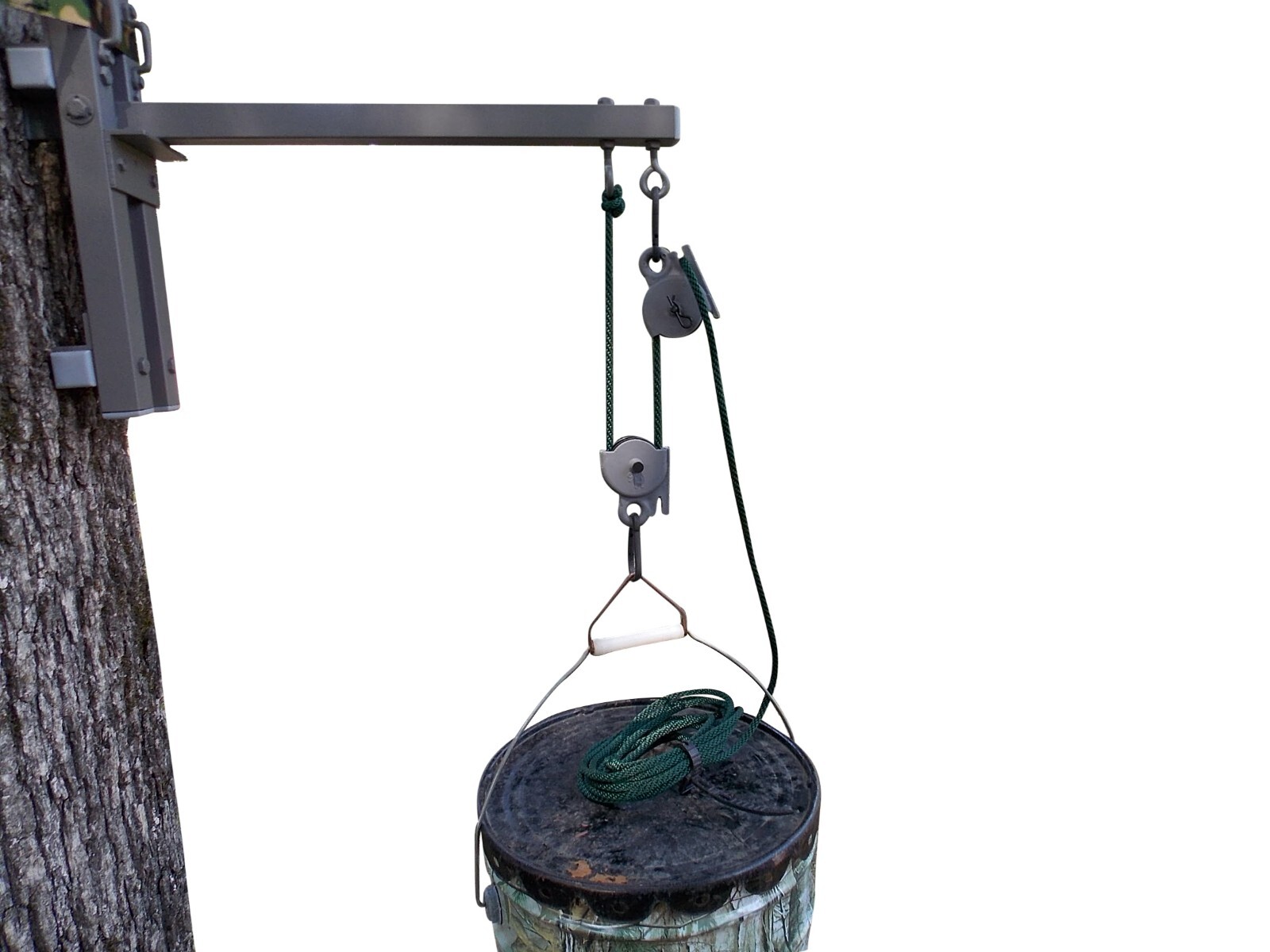 Bucket Feeder Hanger with Bracket and Locking Pulley and Ratchet Strap ...