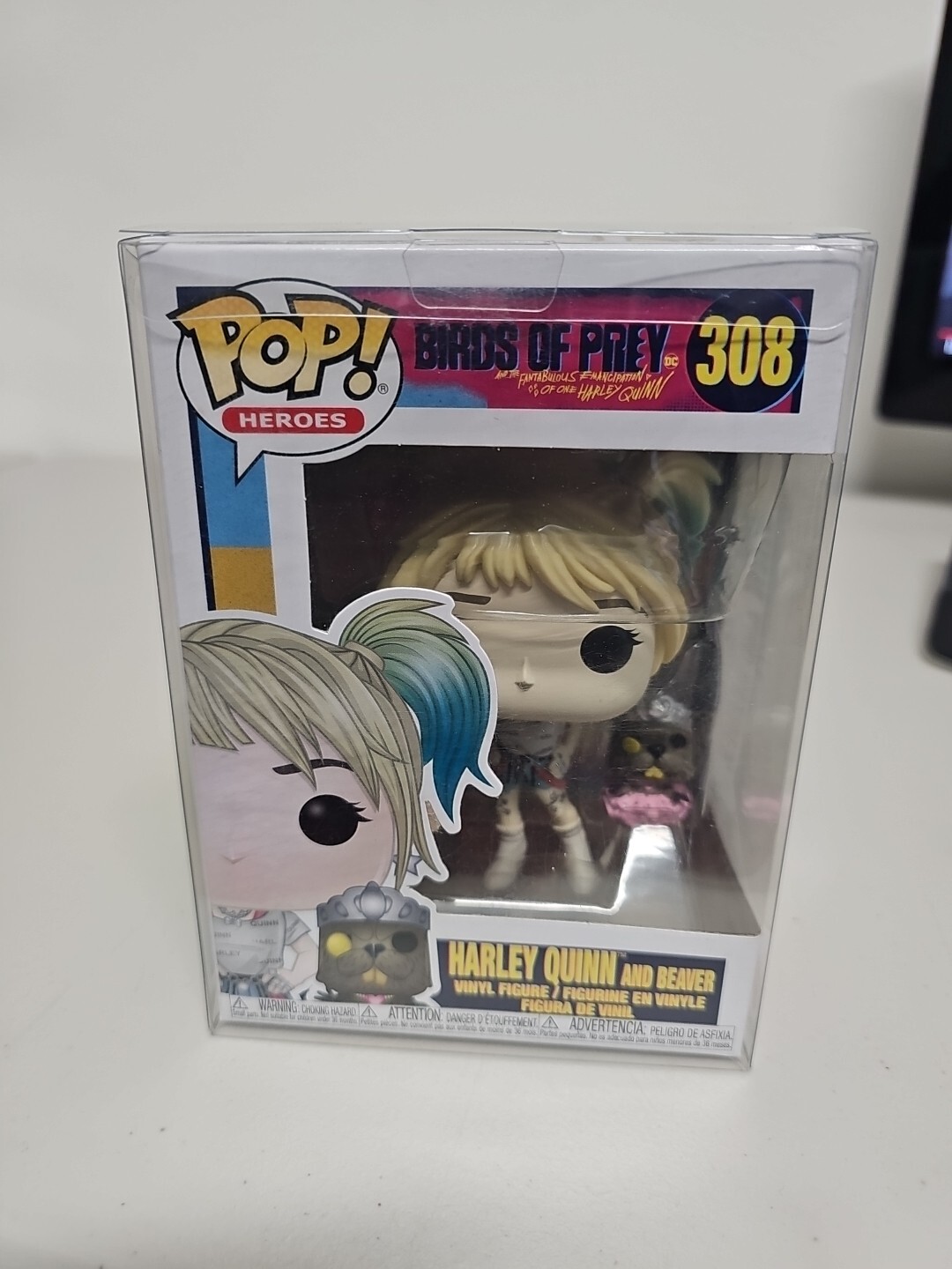 Funko Pop! Vinyl: DC Comics - Harley Quinn and Beaver #308 889698443784 ...