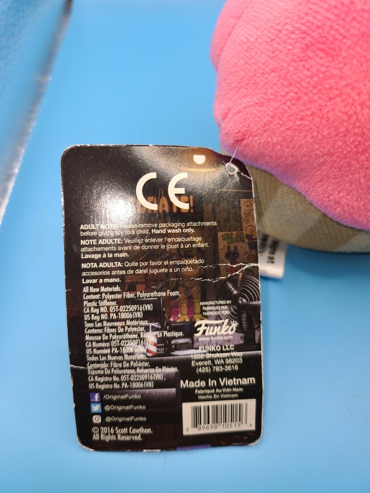 NEW 2016 Funko Five Nights At Freddys CARL the CUPCAKE Plush FNAF NWT ...