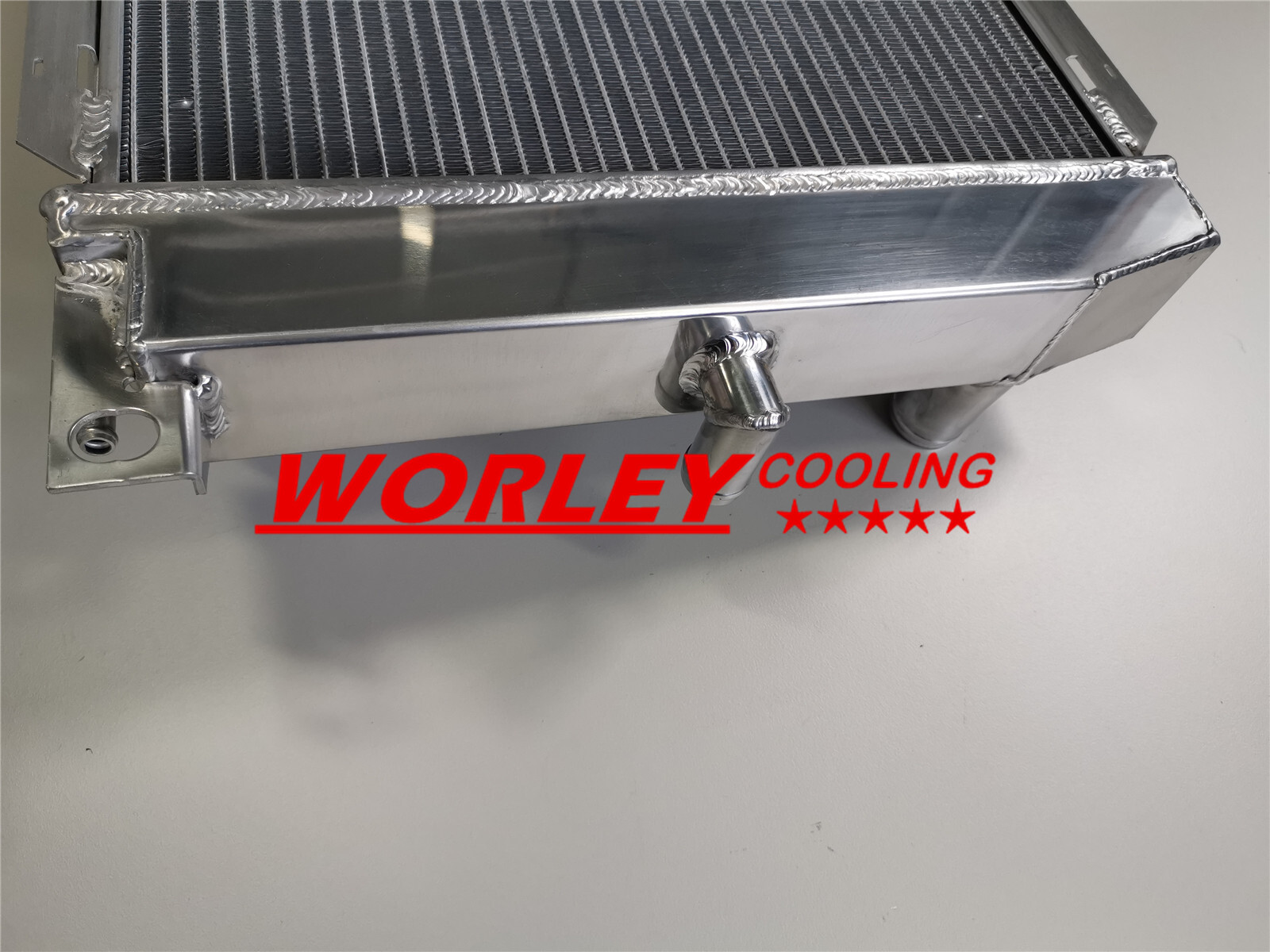 QLD-44mm alloy Radiator For Ford EF EF2 EL NF DF DL Falcon Fairline XR6 ...