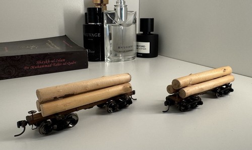 Kadee Ho Scale Log Cars (x2) - Brown 765484001034| eBay