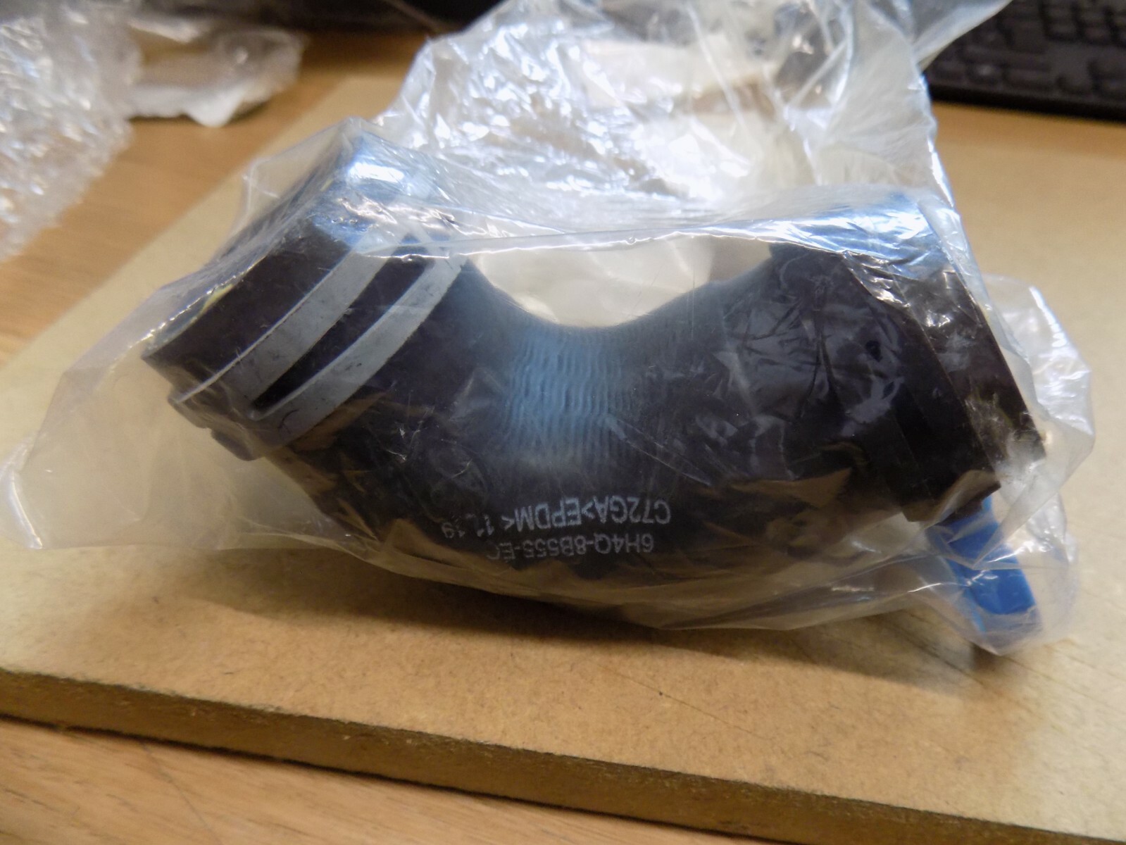 Genuine Range Rover Evoque 2.0 Diesel Thermostat Hose LR092095 LR174183 ...