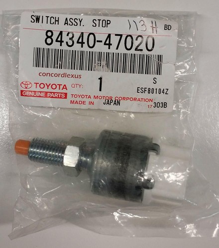 TOYOTA LEXUS Genuine BRAKE LIGHT STOP LAMP PEDAL SWITCH 84340-47020 OEM ...