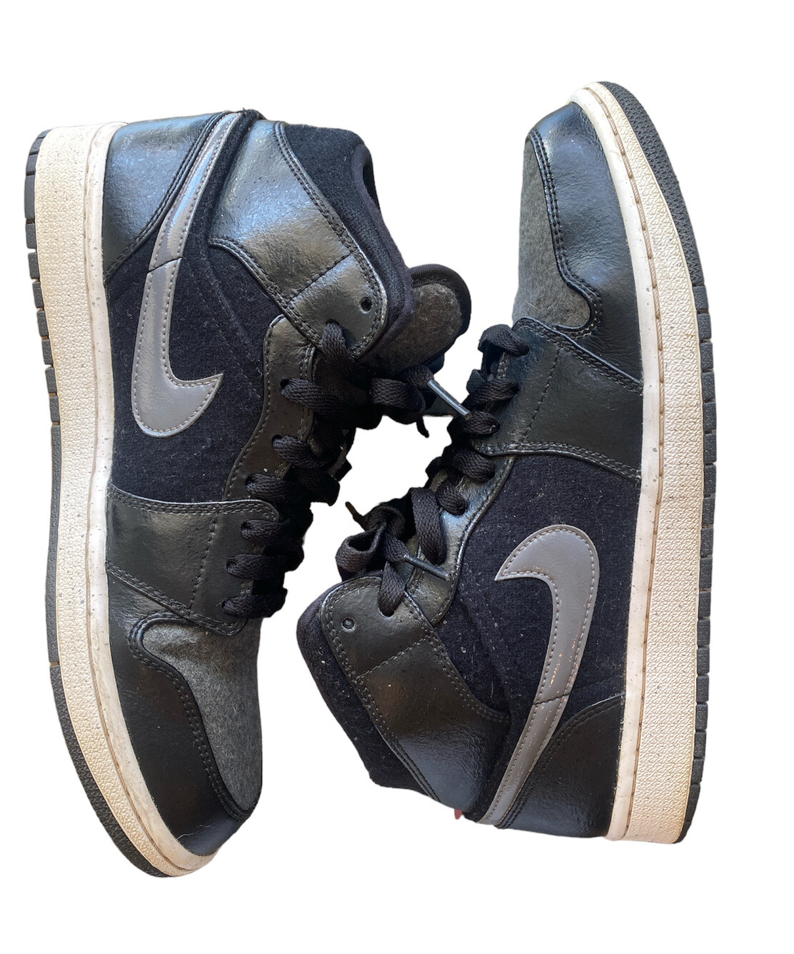 0107) Nike Air Jordan 1 One Retro Mid 'Winterized' 85… - Gem