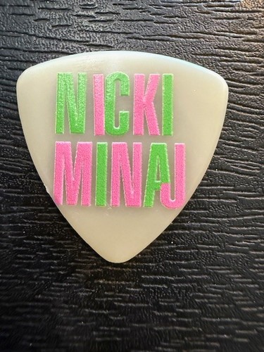 NICKI MINAJ / ONE SIDED / TOUR GUITAR PICK | eBay