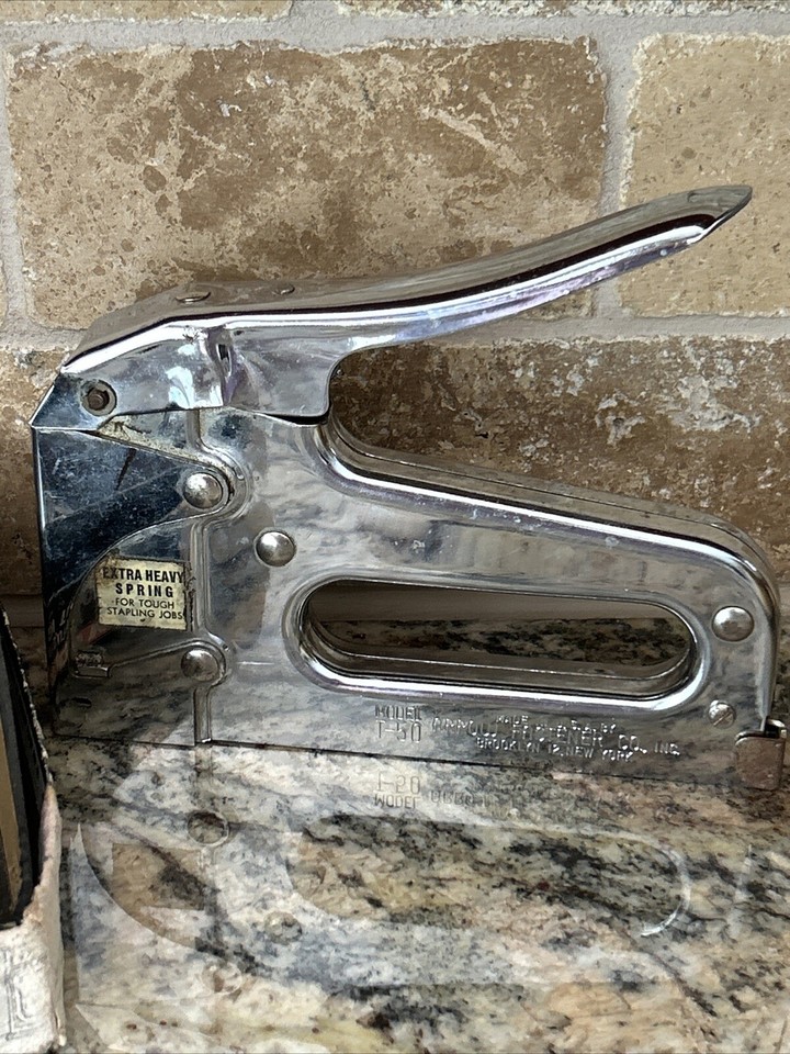 ARROW -Vintage- HEAVY DUTY ALL PURPOSE STAPLE GUN TACKER Model T-50 | eBay