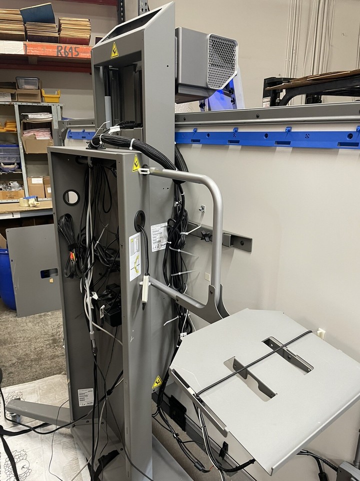 SMARTBOARD 800 DViT - 77in Interactive Whiteboard FSUX Mobile Stand SBA ...