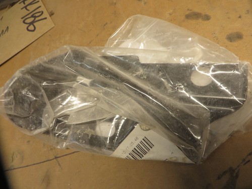 JEEP OEM # 68287963AA new FENDERT support BRACKET LH | eBay