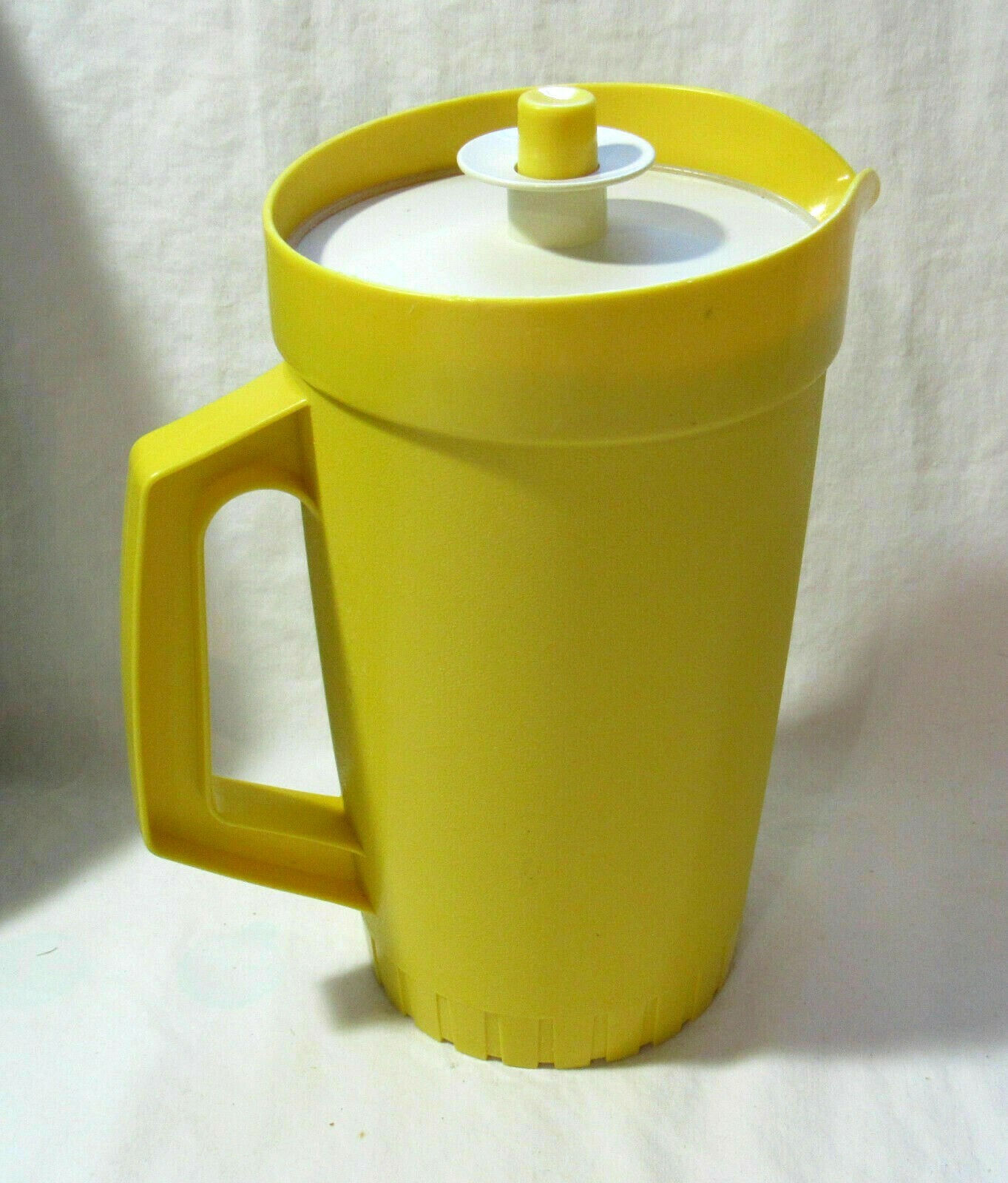 Tupperware Jarra comprar usado no Brasil | 60 Tupperware Jarra em ...