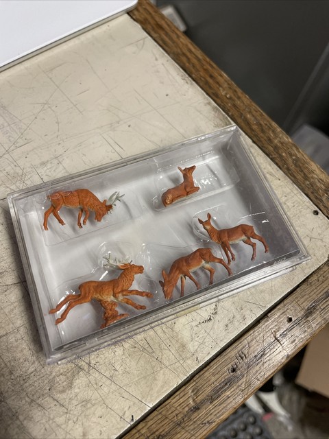 HO Scale Preiser Deer Deers Animal Figures 14179 for sale online | eBay