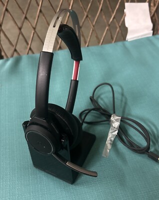 Plantronics Voyager Focus UC B825 Wireless Headset with 203079-01 USB ...