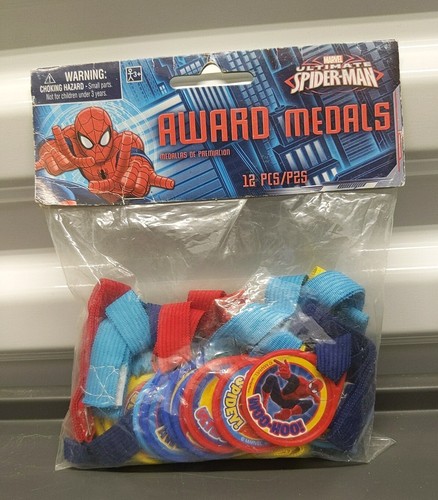 ULTIMATE SPIDERMAN AWARD MEDALS (12) Birthday Party Supplies Favors ...