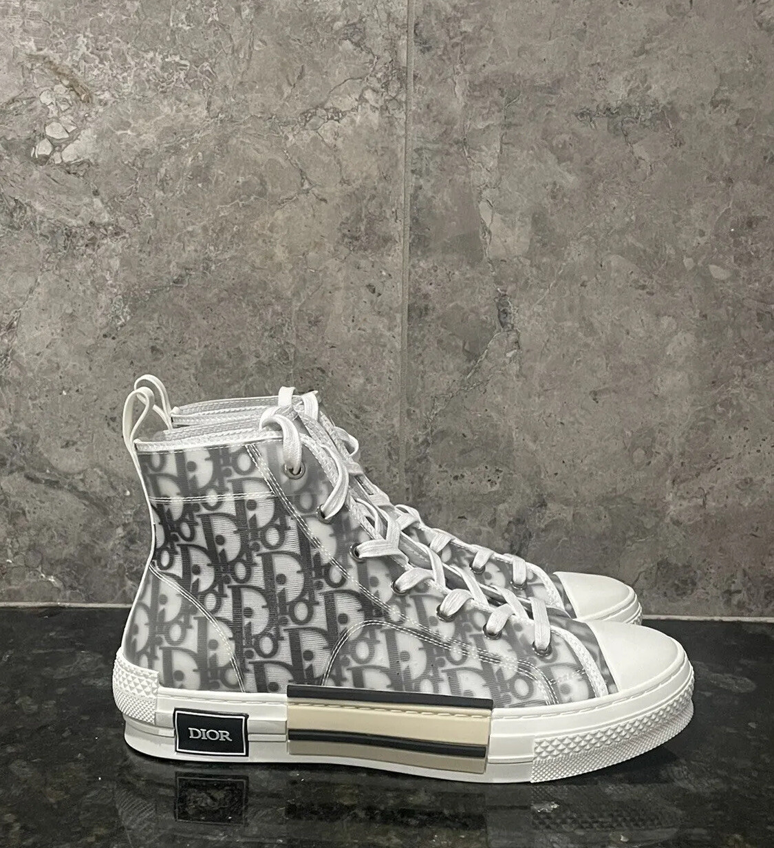 DIOR Men’s B23 Logo Oblique Canvas High Top Sneakers White 42 / 9 US ...