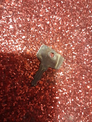Snap On Tools Tool Box Key Code Y206 | eBay