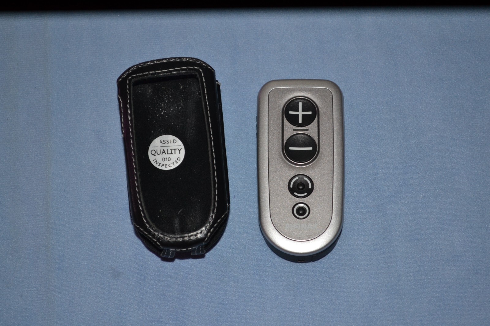 Phonak KWC-PilotOne 1 Remote Control w/ Pocket Clipable Leather Case ...