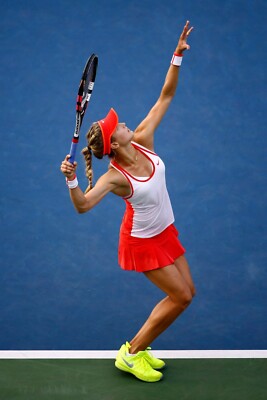 BEAUTIFUL GENIE BOUCHARD 8X10 Photo | eBay