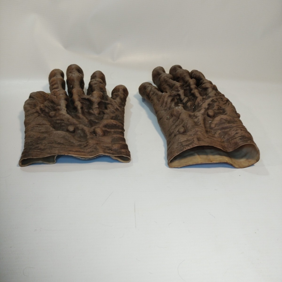 Goblin Hands Rubber Halloween Costume - Gem