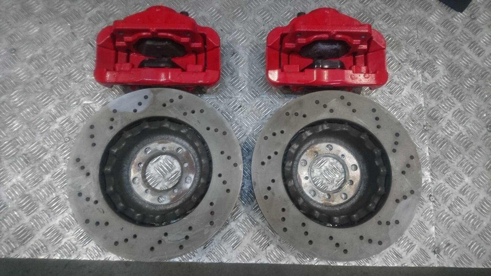 BMW M3 E90 E92 E93 FRONT BRAKE DISCS CALIPERS PADS Vorne Bremse | eBay.de