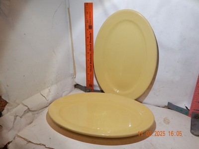 Pair of Wallace China Desert Ware platters-11.25 by 8 inch - Coded Y ...