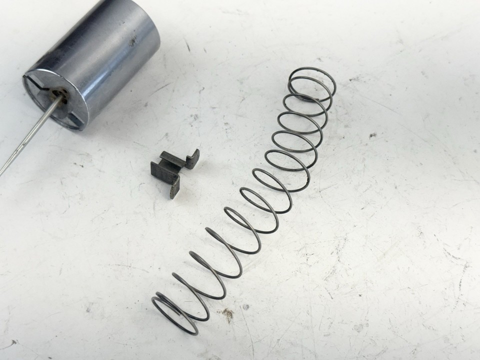 1986 Kawasaki KX125 KX 125 Carburetor Slide Spring Slider Carb OEM ...