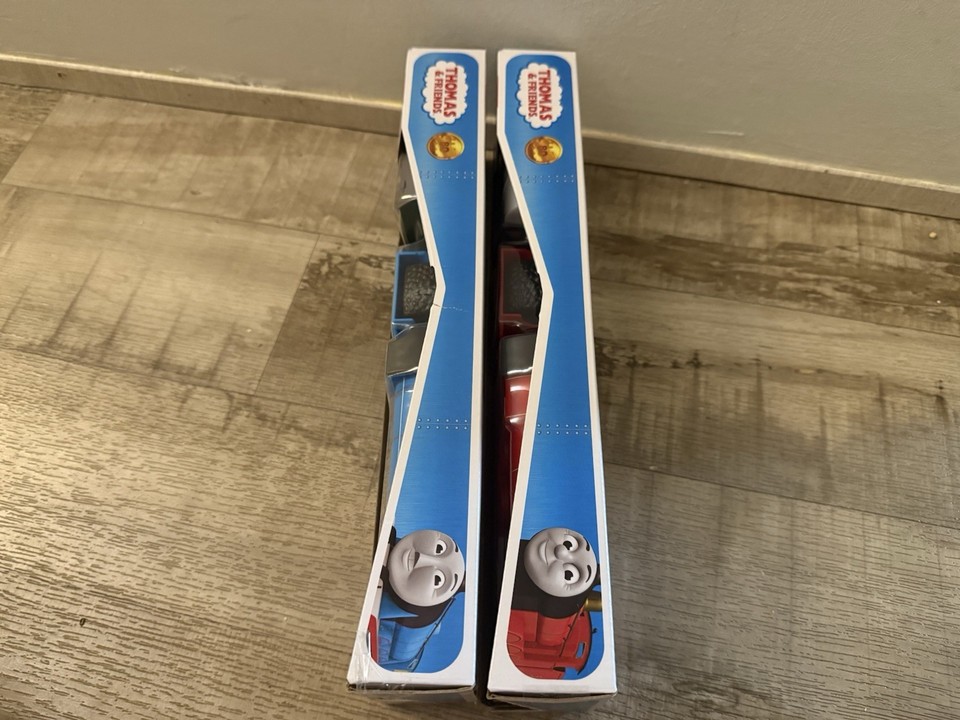 Thomas & Friends Motorized Classic Gordon & James 80th Anniversary 2025 ...