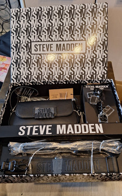 BNIB Steve Madden Black Shoulder Bag Handbag Straps Charm Key Chain Box ...