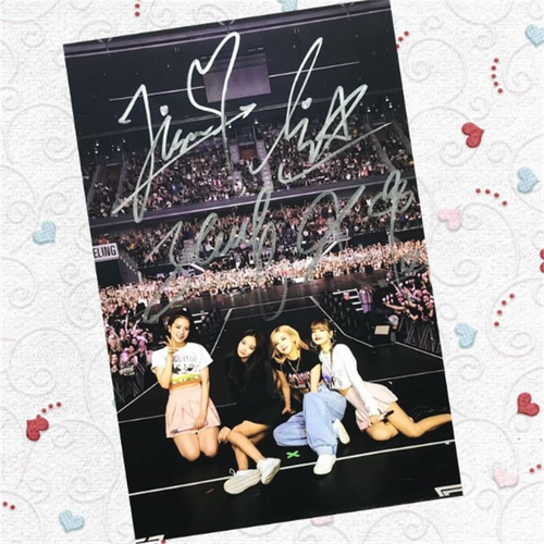 BLACKPINK BORN PINK Autographed Photo Autographs LISA Jennie ROSE Jisoo ...