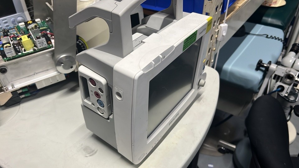 Philips M8002A Intellivue MP30 Monitor W/ X2 As Module Patient Ready | eBay