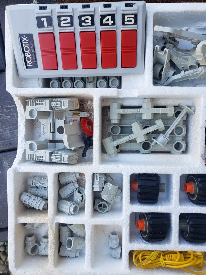 Vintage 1985 Robotix Series R-2000 - Robotics - Milton Bradley | eBay