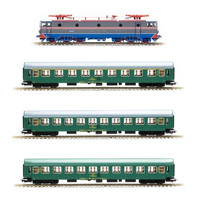 CFR - Passenger train set (NEW) | eBay